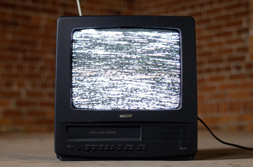 Sejarah Televisi: Dari TV Analog ke Smart TV